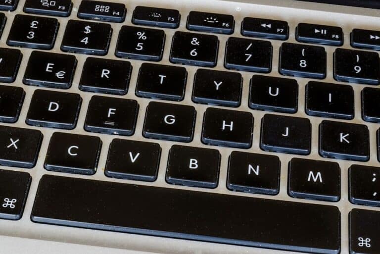 Comment changer un clavier QWERTY en AZERTY sur Mac : la méthode facile ...